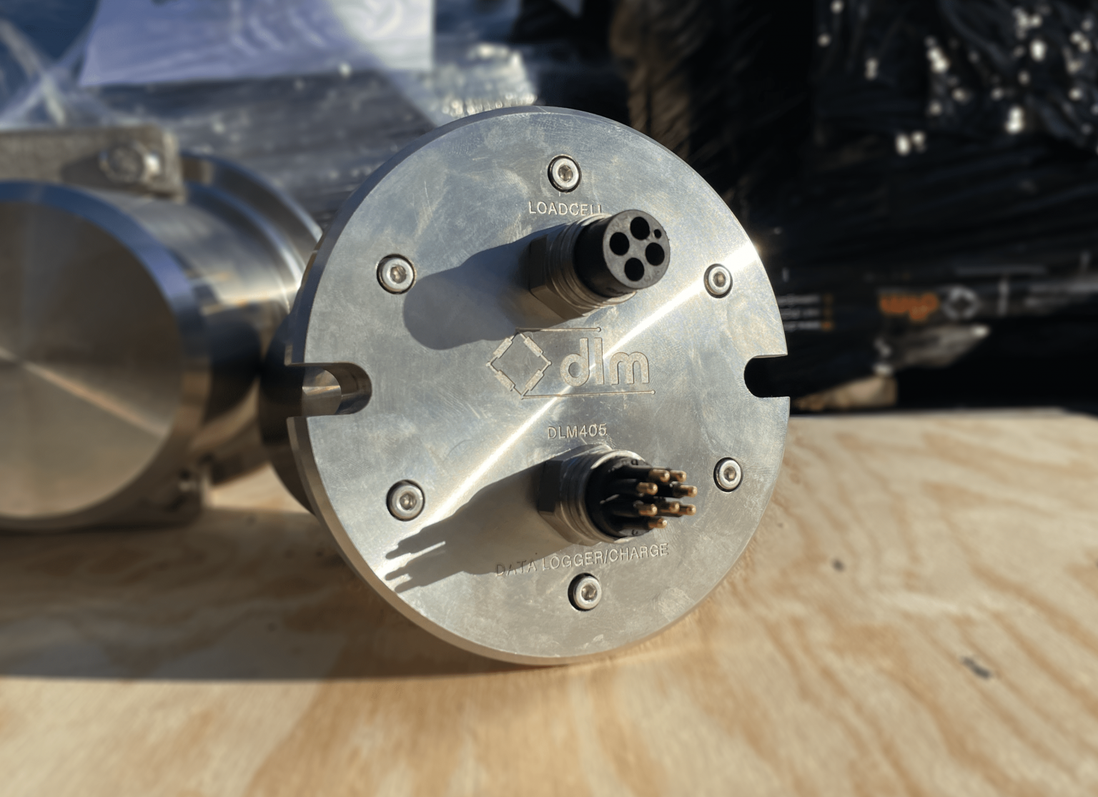 Monitoring Kelp with Custom Subsea Shackles and Data Loggers - Dynamic ...